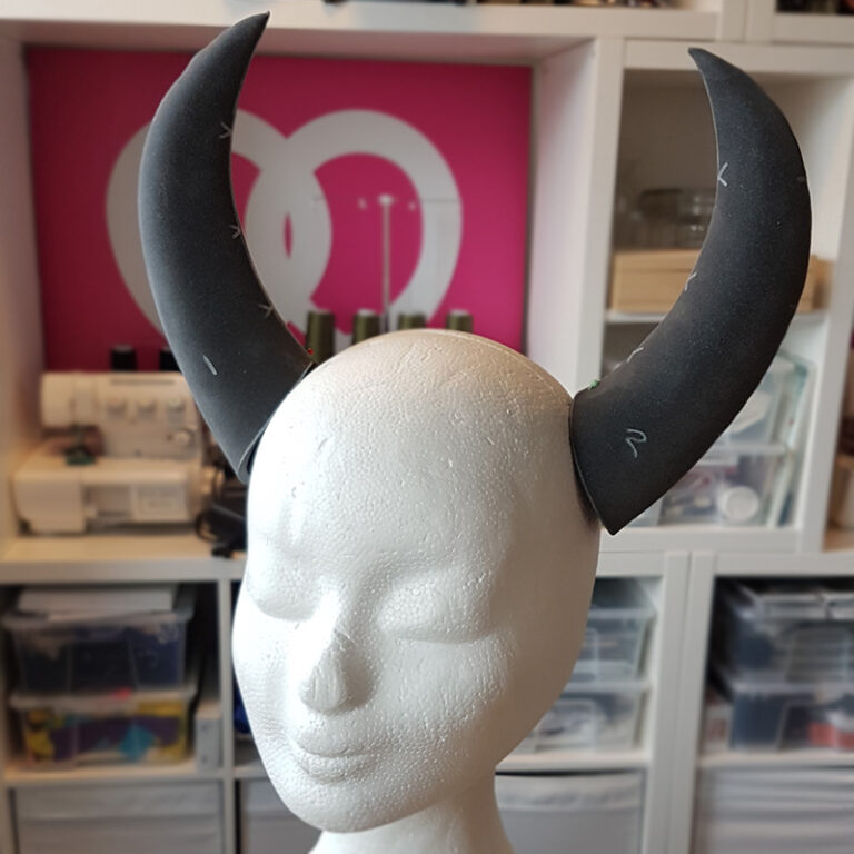 Demon horn pattern - 2 sizes! - Pretzl Cosplay