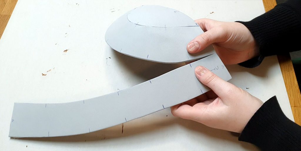 Spartan helmet pattern - Pretzl Cosplay