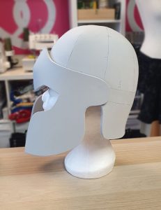 Knight helmet pattern - Pretzl Cosplay